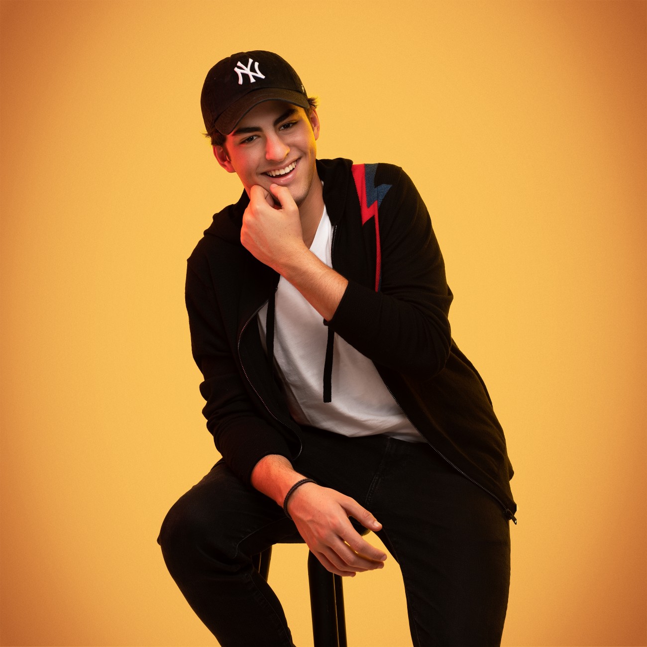 Nova aposta do Pop, Lucas Pretti lança seu quinto single em parceria ...